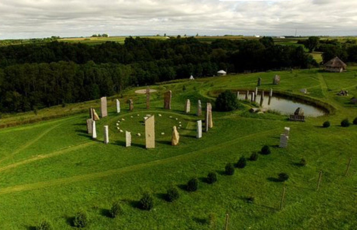 Stone circle • Pagan Places